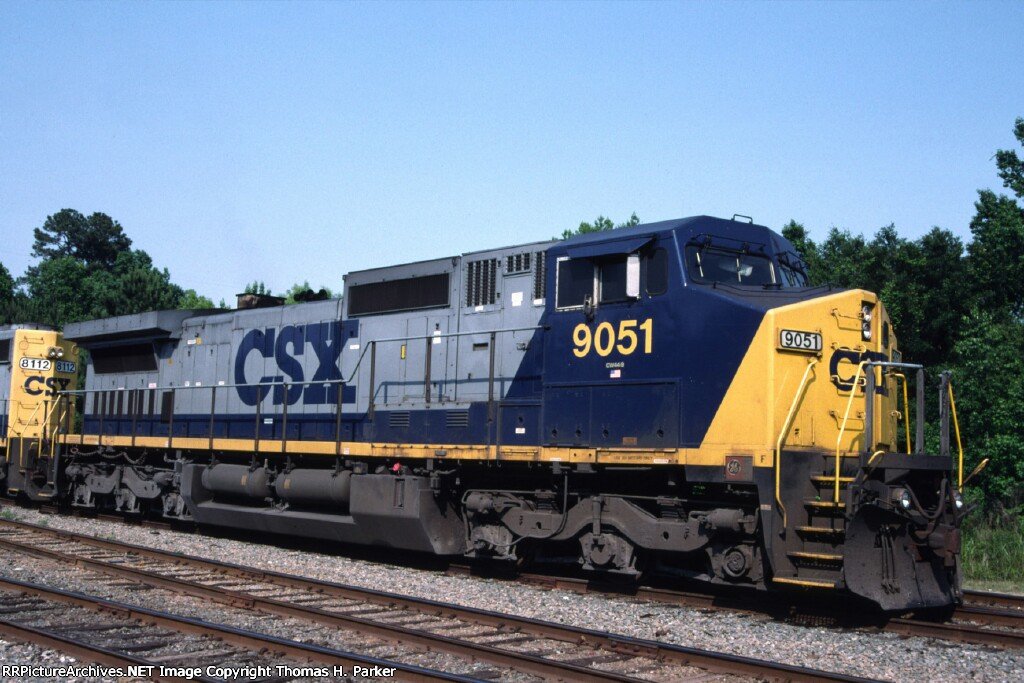 CSXT 9051 CW44-9